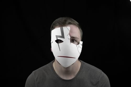 Broken Mask - £24.99 - Dragon Reborn