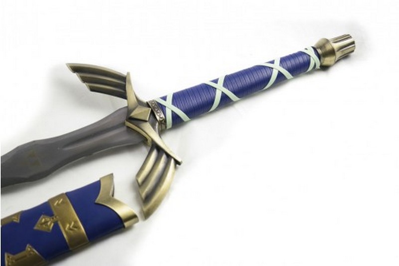 Blue Sword in Sheath Deluxe - £124.99 - Dragon Reborn